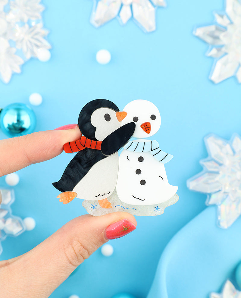 Penguin Snow Buddies Brooch – La Vidriola