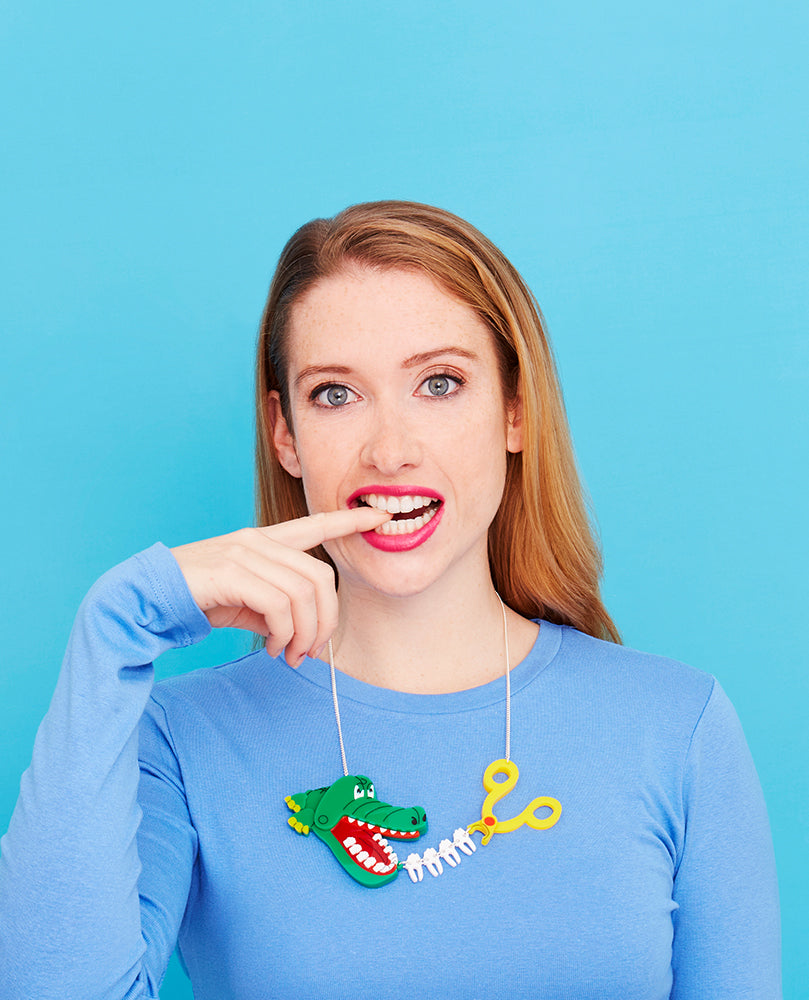 Crocodile Dentist Necklace – La Vidriola
