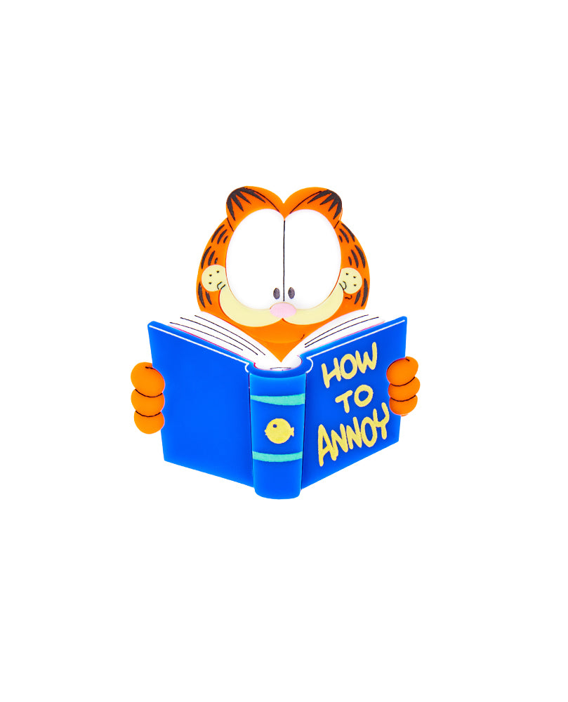 Some Light Reading Garfield Brooch – La Vidriola